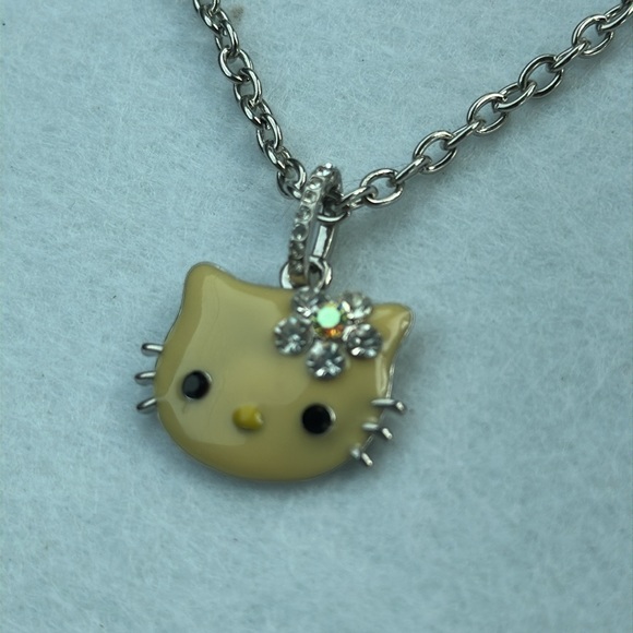 Source Unknown | Jewelry | Hello Kitty Silver Rhinestone Chain Necklace ...